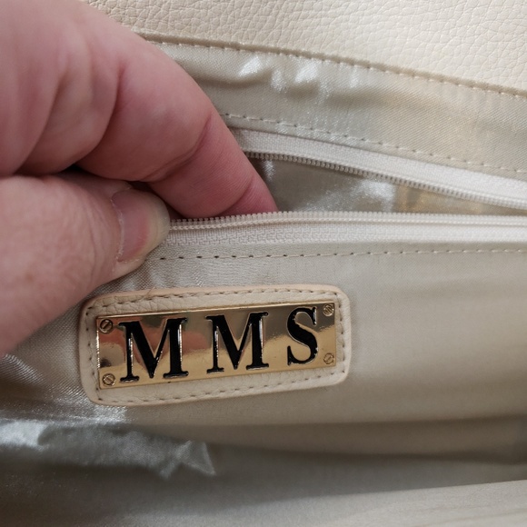 MMS Design Studio | Bags | Mms Rainbow Clutch Purse Chainlink Strap ...